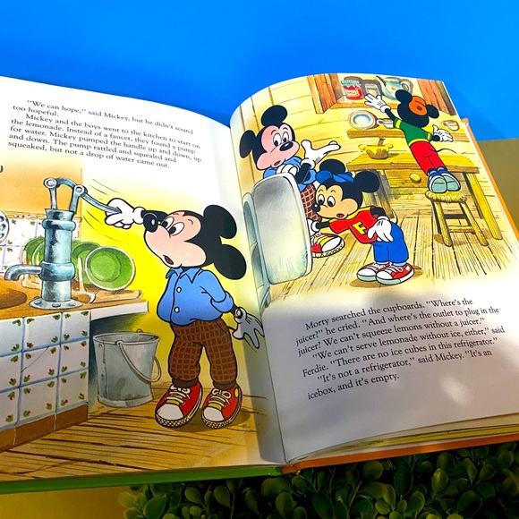 Disney | Toys | Disneys Mickey Mouse Stories Vtg 989 A Golden Treasury ...